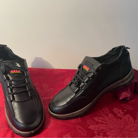 HTF | Shoes | Mens Leather Walking Shoes | Poshmark